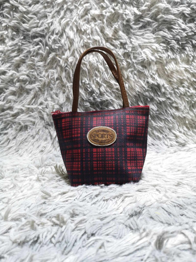 Red Checkered Zipper Bag Coin Purse, Women's Fashion, Bags & Wallets ...