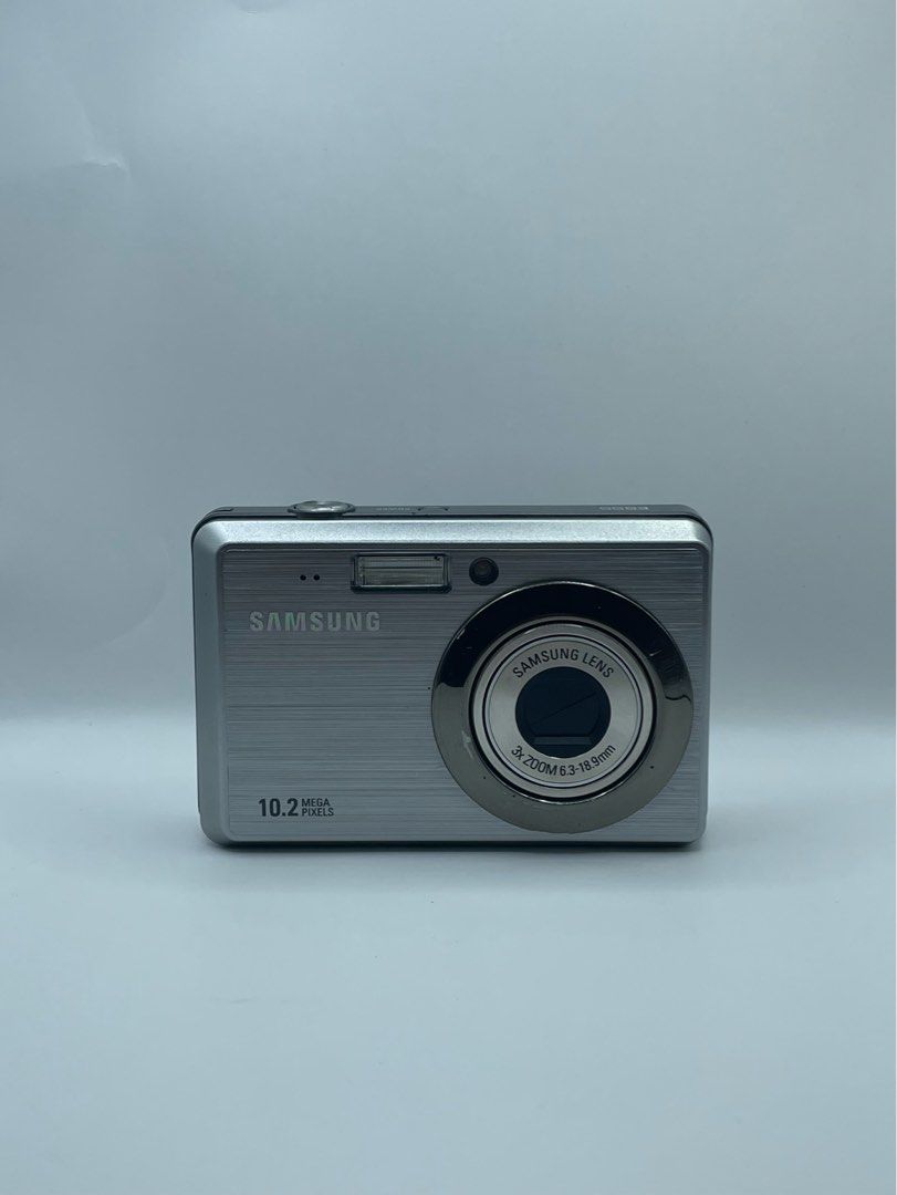 Samsung ES55, Photography, Cameras on Carousell