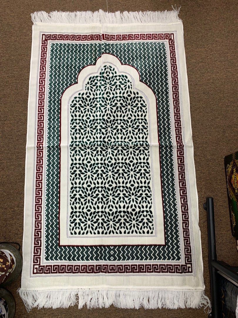 Sejadah putih corak, Furniture & Home Living, Home Decor, Carpets, Mats ...