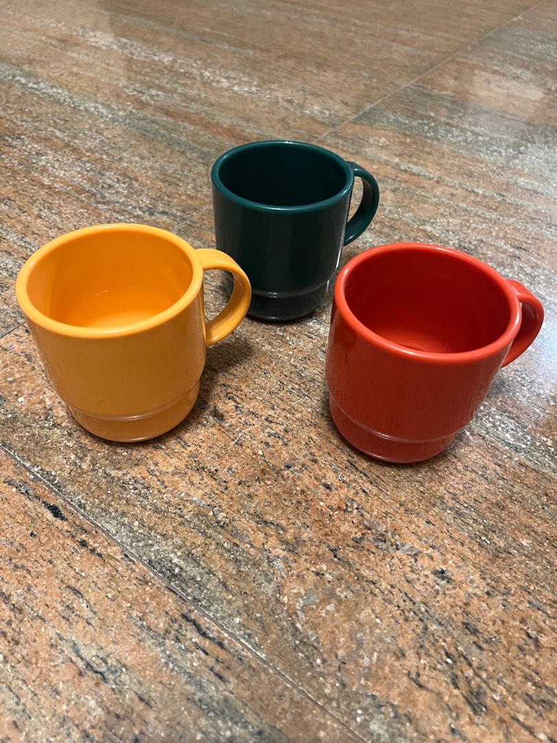 Tupperware plastic mugs (set of 3) clearance!, Furniture & Home Living ...