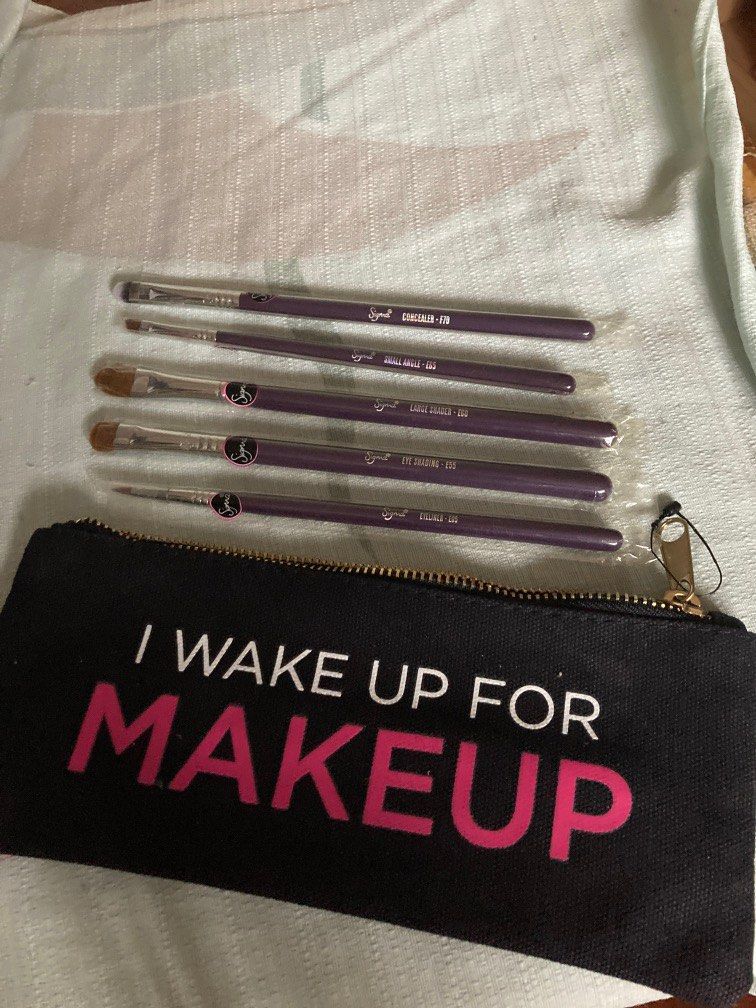 Sigma eye brushes set, 美容＆化妝品, 健康及美容 - 皮膚護理, 化妝品 - Carousell