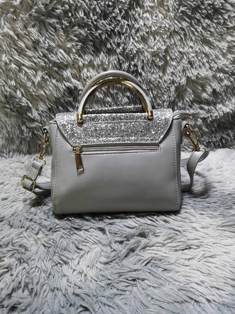 Silver Leather Crossbody Bag, Women's Fashion, Bags & Wallets, Cross ...