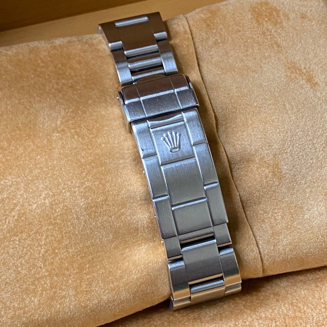 Submariner date 16610 pre ceramic 40mm swiss only dial inmaculate ...