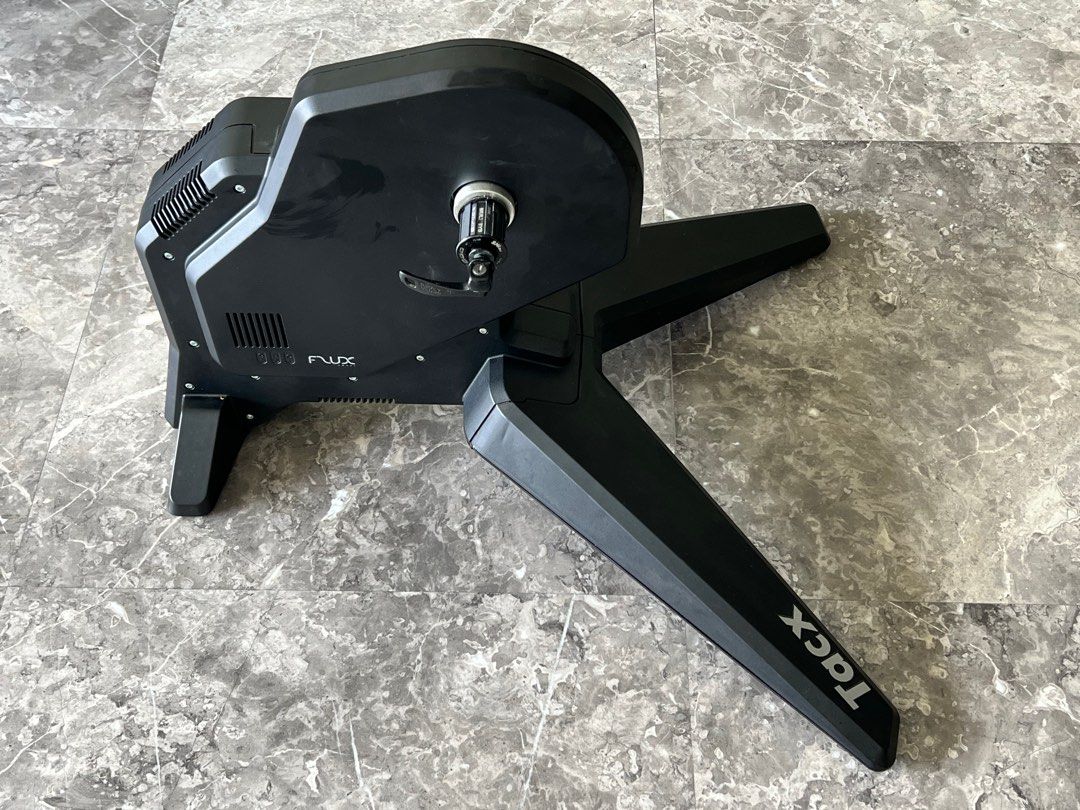 Tacx Flux Trainer, Sports Equipment, Bicycles & Parts, Parts ...