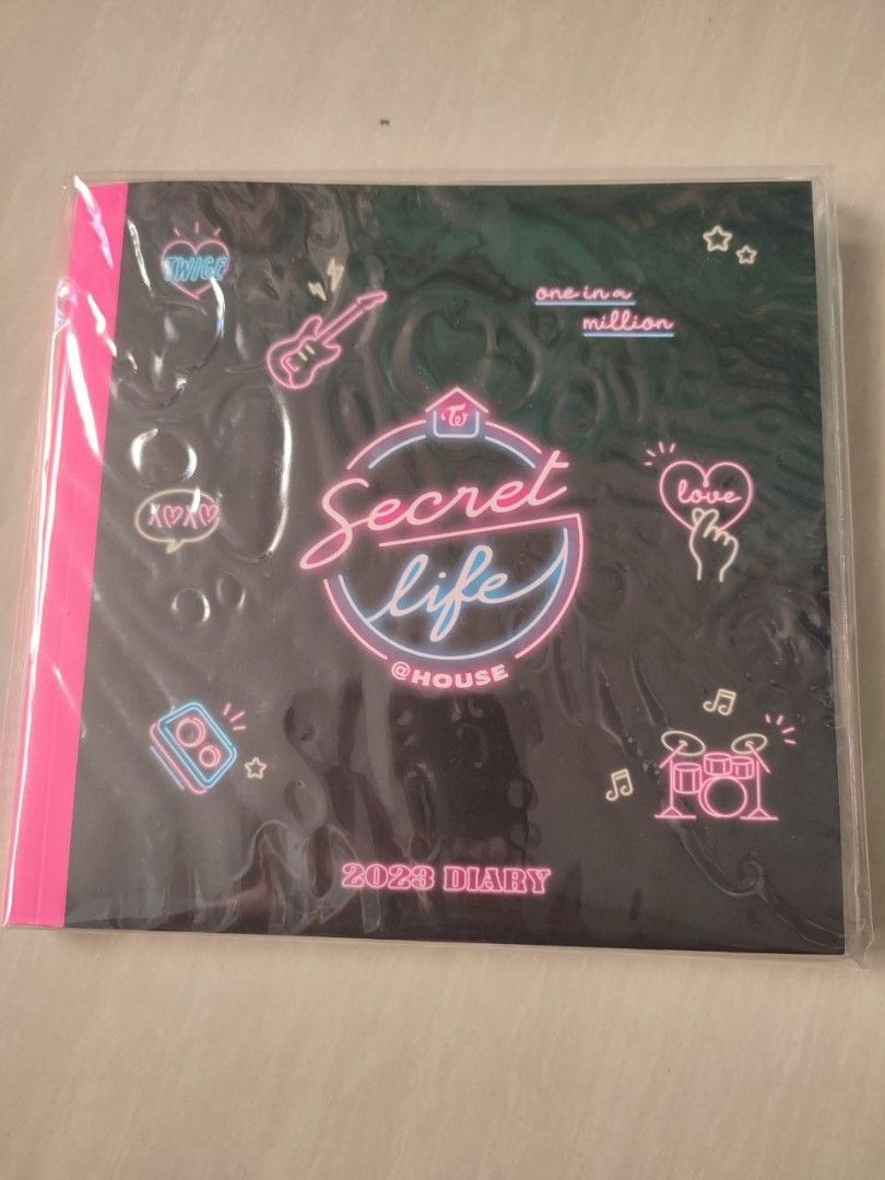 TWICE OFFICIAL DIARY AND OUTBOX (SEASON'S GREETINGS 2023 SECRET LIFE ...