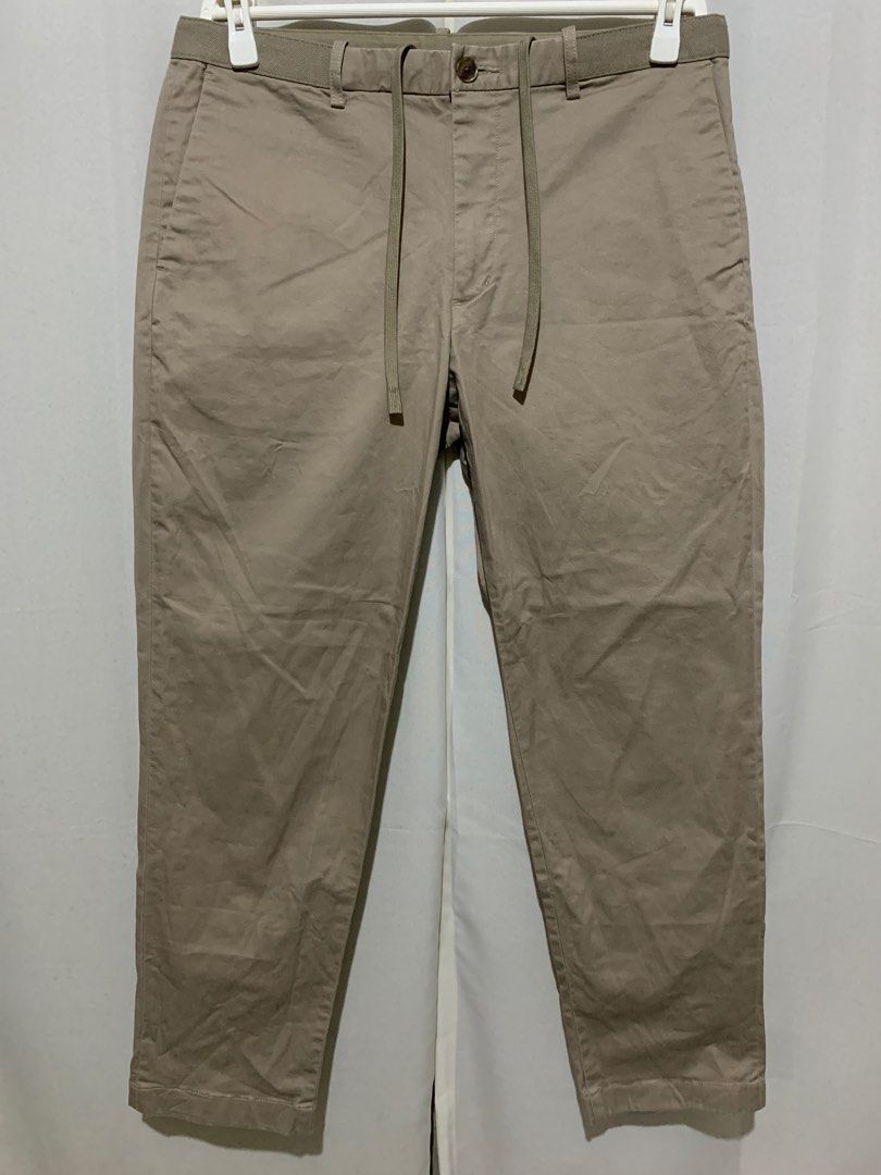 Uniqlo Ezy Ankle Pants, Men's Fashion, Bottoms, Trousers on Carousell