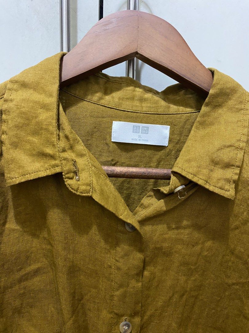 Uniqlo golden brown polo linen long sleeves, Women's Fashion, Tops ...