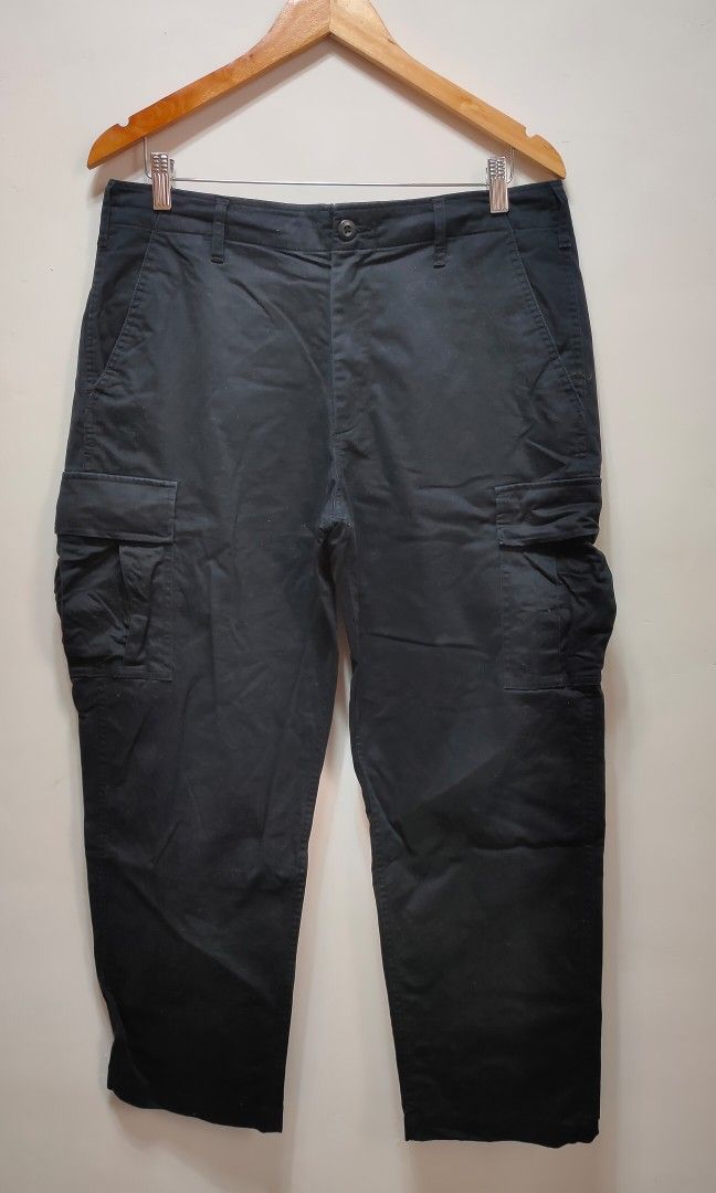 Uniqlo Smart Cargo Pants (Black), Men's Fashion, Bottoms, Trousers on ...
