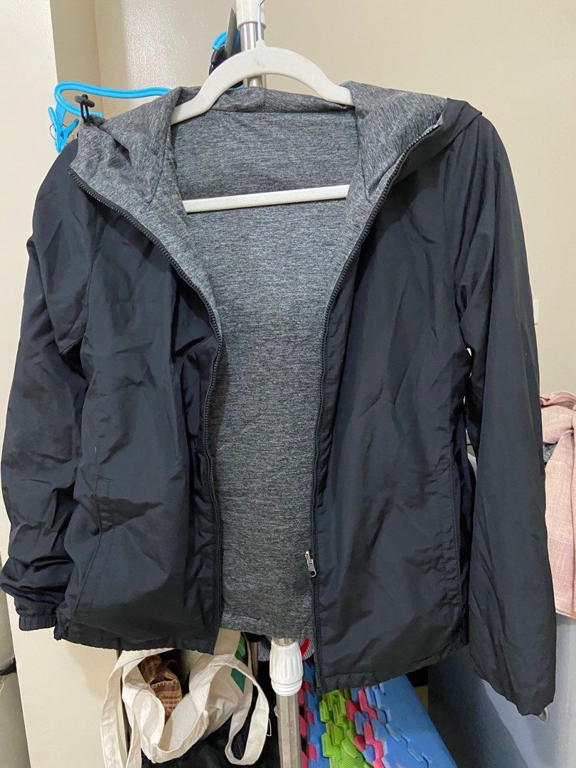 Uniqlo Waterproof Jacket, Women's Fashion, Coats, Jackets and Outerwear ...
