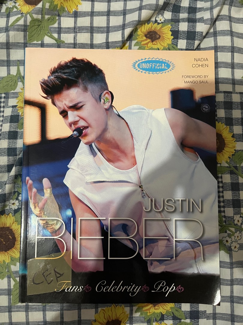 Unofficial Justin Bieber: Fans, Celebrity, Pop Book, Hobbies & Toys ...