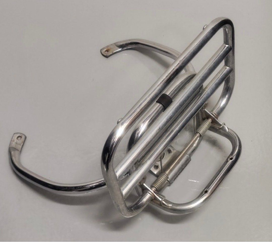 Vespa back rack GTS 300 250 super, Motorcycles, Motorcycle Accessories ...