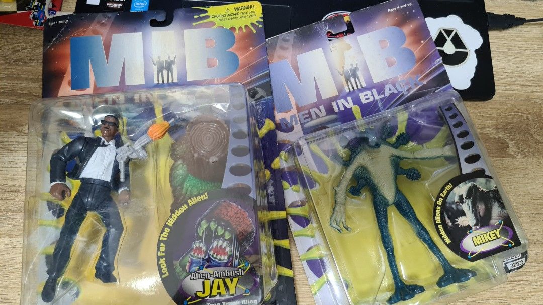 Vintage 96-97 MIB Toys (Jay and mikey), Hobbies & Toys, Memorabilia ...