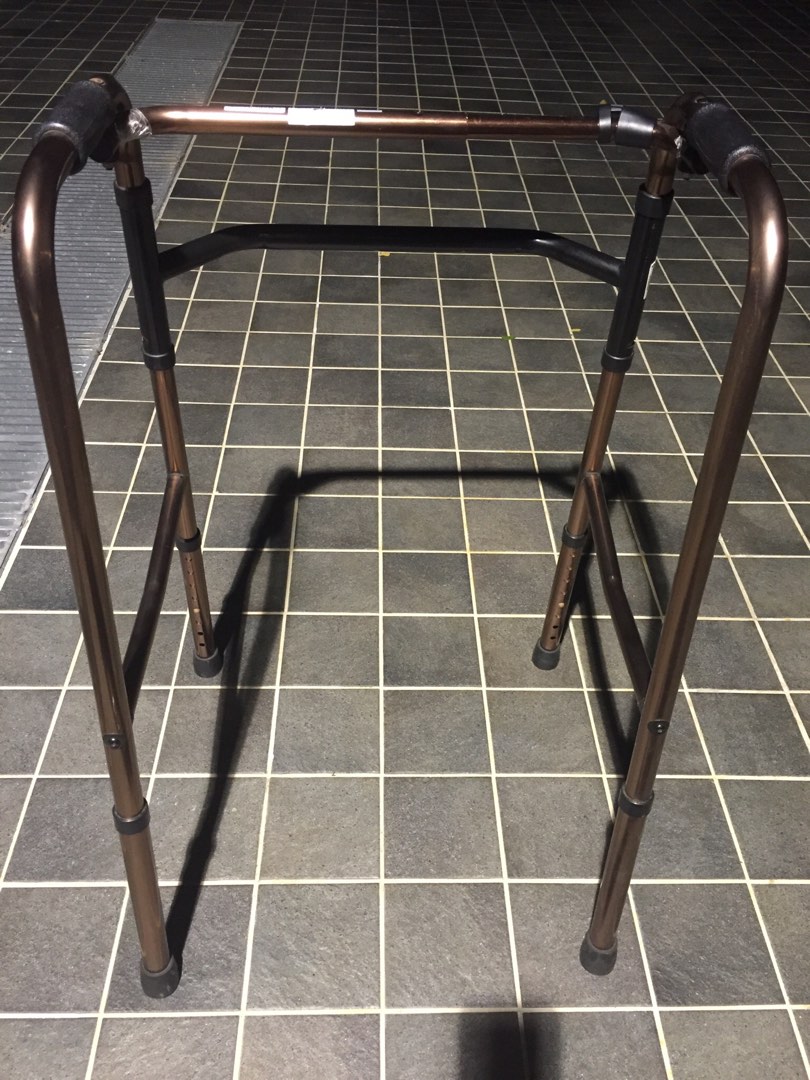 Walking frame, Health & Nutrition, Assistive & Rehabilatory Aids ...