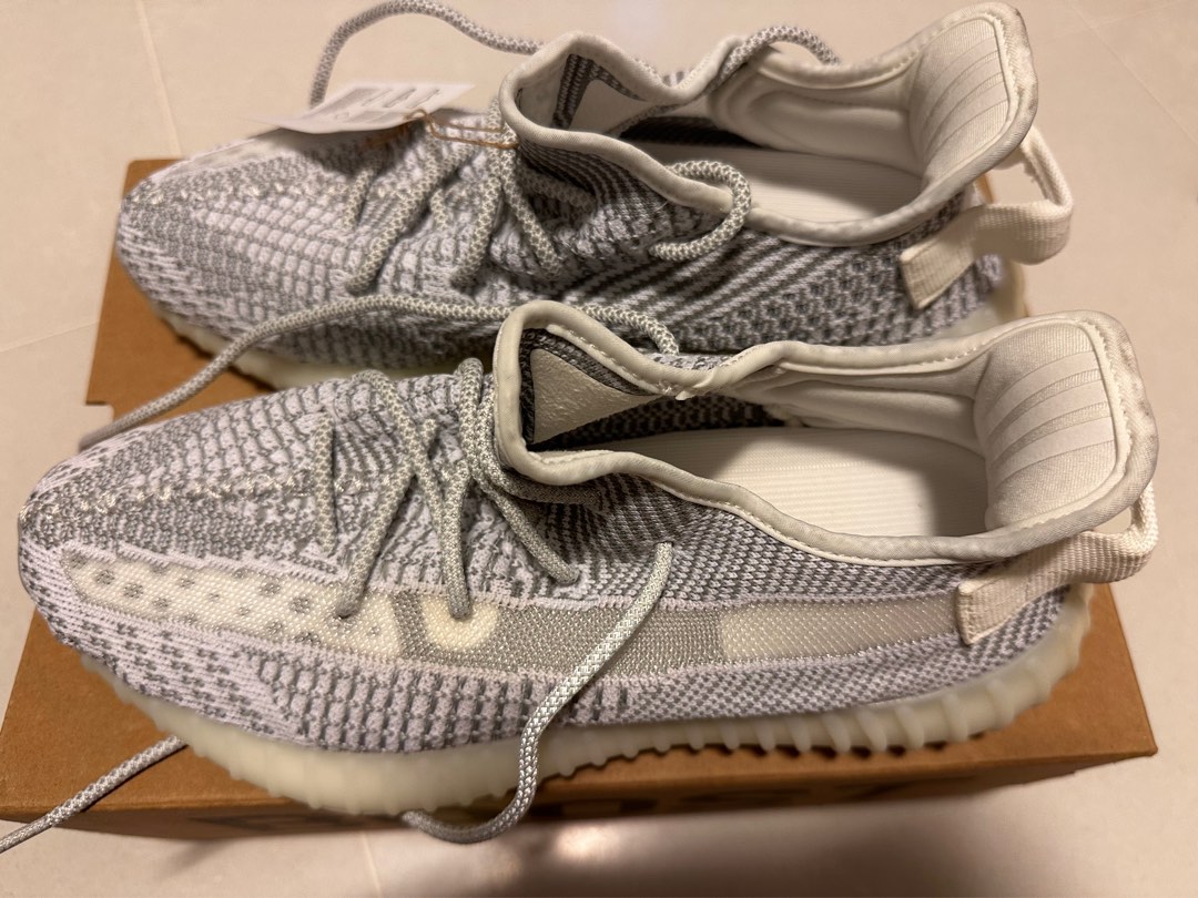 Yeezy Boost 350V2 Static, Men's Fashion, Footwear, Sneakers on Carousell