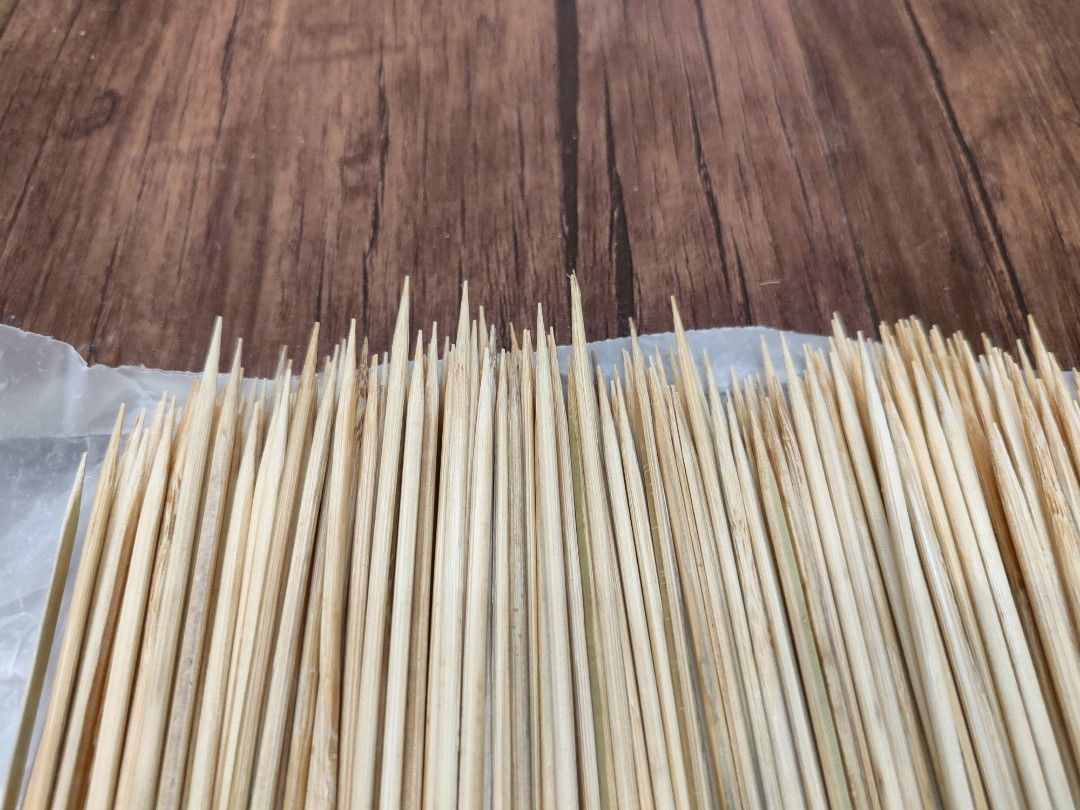 100pcs 20cm natural bamboo skewers Satay Stick Bamboo Skewers Sticks ...