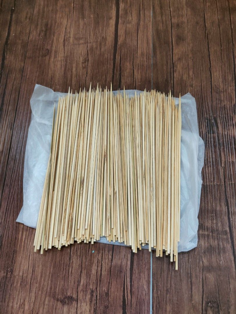 100pcs 20cm natural bamboo skewers Satay Stick Bamboo Skewers Sticks ...