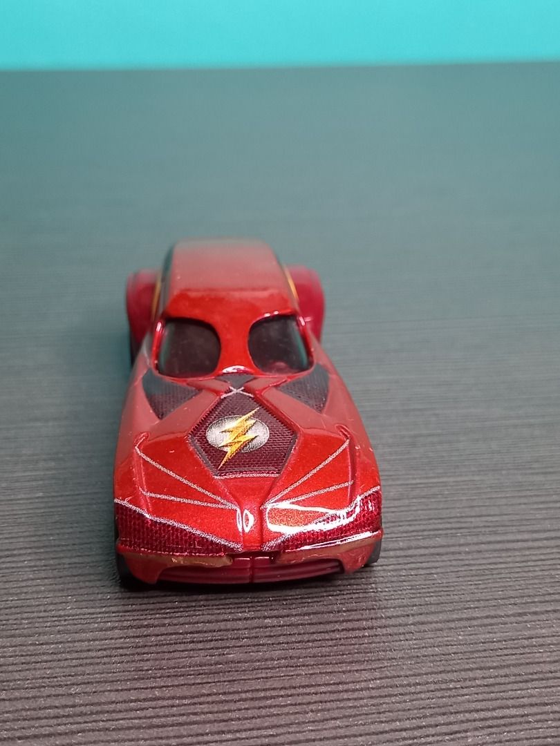 2016 Mattel Hot Wheels DXM60 The Flash DC Comics Car Diecast 1:64 ...