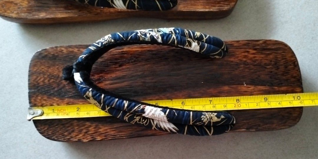 $5 Japanese Clogs, Men's Fashion, Footwear, Casual shoes on Carousell