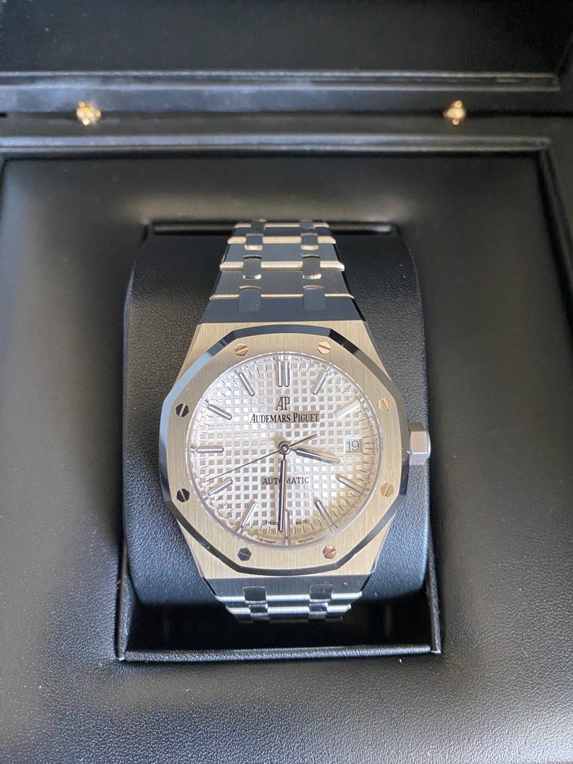 Audemars Piguet Royal Oak 15450ST, Luxury, Watches on Carousell