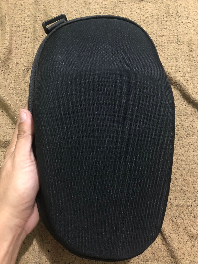 Black padded hard case pouch, Sports Equipment, Bicycles & Parts ...