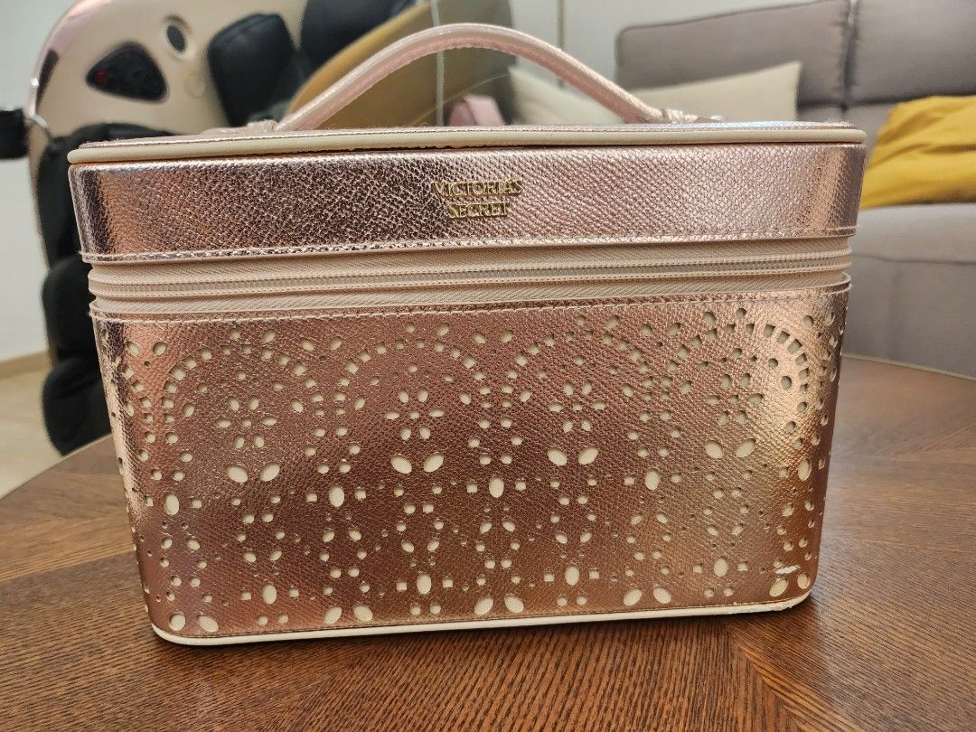 BN Victoria's Secret Rose Gold Makeup Case, Women's Fashion, Jewelry ...