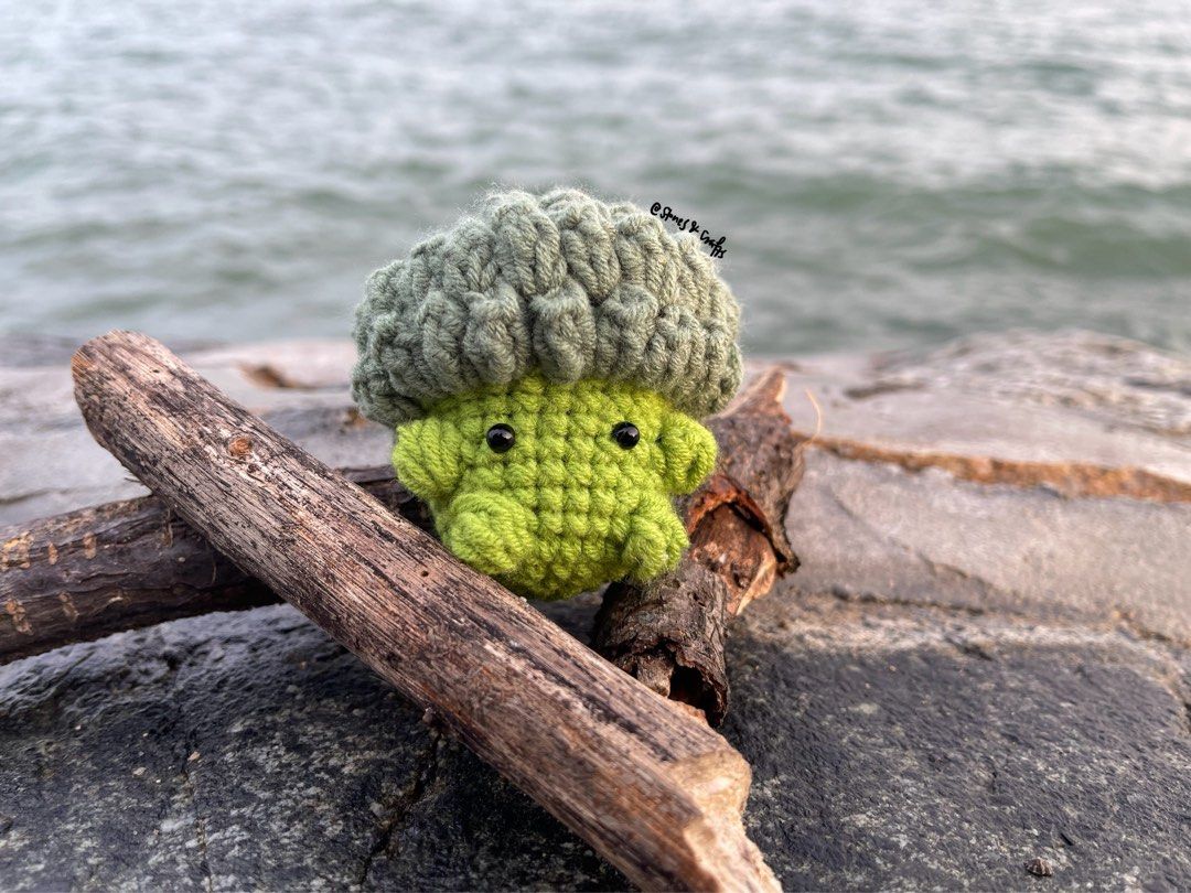 Crochet Broccoli, Hobbies & Toys, Stationery & Craft, Handmade Craft on ...