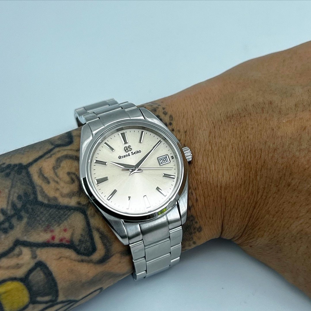 Custom Seiko Mod GS SBGP in silver/cream dial Quartz 39mm, Men's ...