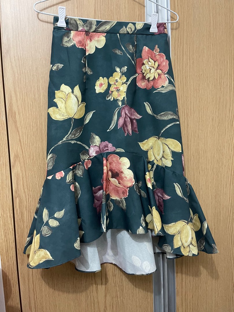 Custom skirt, Women's Fashion, Bottoms, Skirts on Carousell