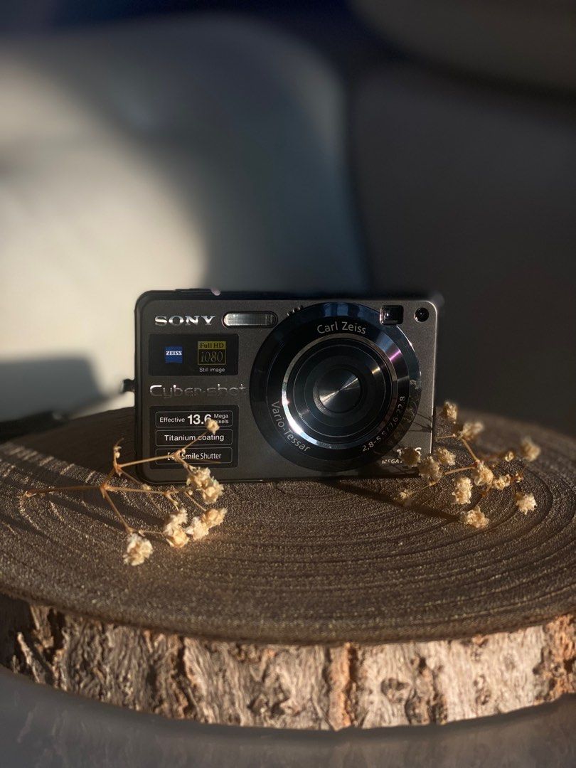 Sony Cyber-shot DSC-W300, Photography, Cameras on Carousell