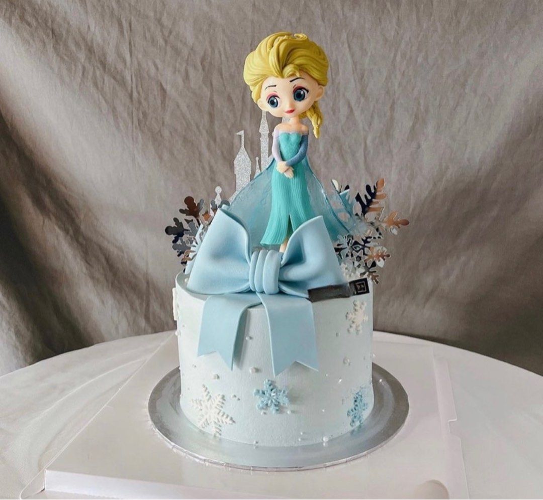 Elsa birthday cake, Food & Drinks, Homemade Bakes on Carousell
