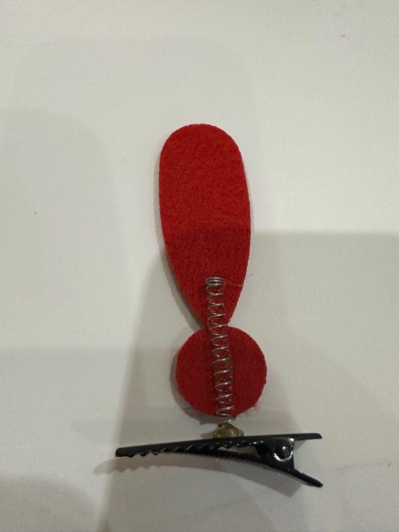 Exclamation mark spring hair pin, Beauty & Personal Care, Hair on Carousell