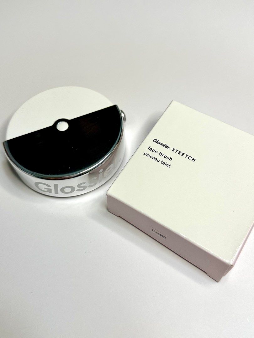 Glossier Stretch Face Brush, Beauty & Personal Care, Face, Makeup on ...