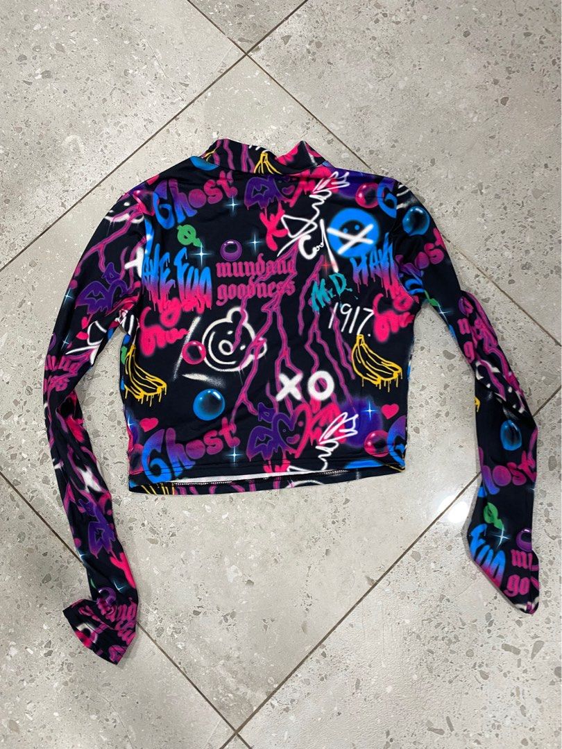 Graffiti Crop Top Womens Fashion Tops Other Tops On Carousell