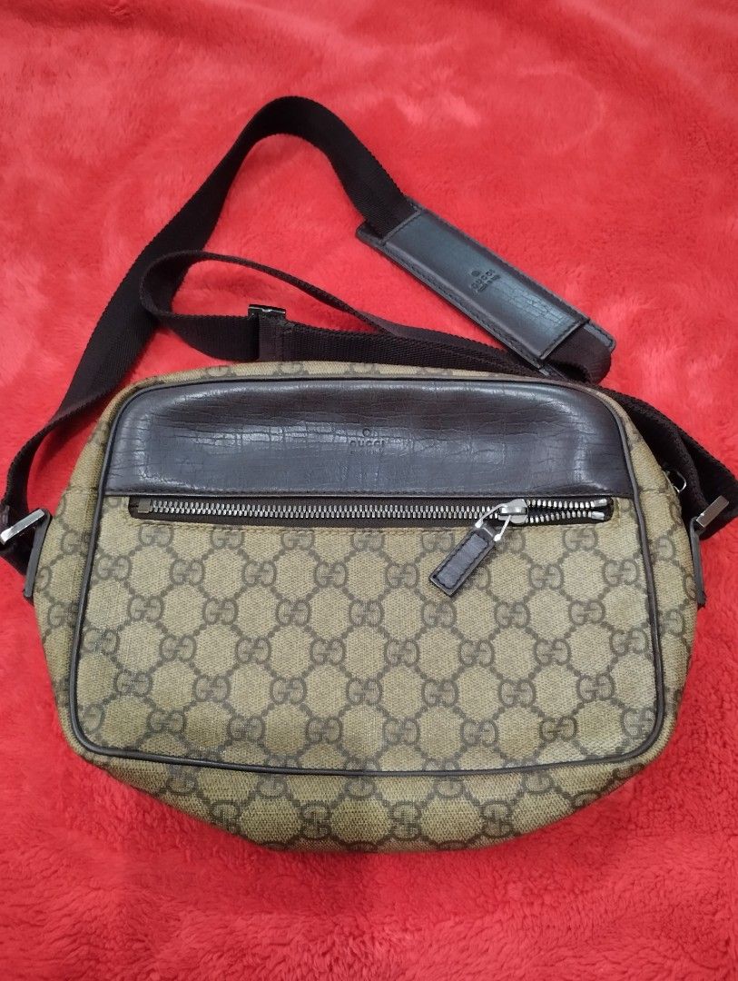 Gucci cross body bag, Luxury, Bags & Wallets on Carousell