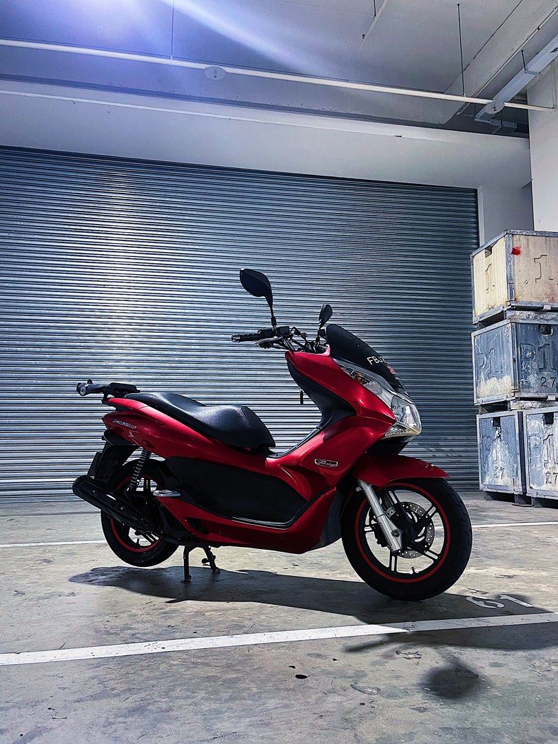 HONDA PCX 150, Motorcycles, Motorcycles for Sale, Class 2B on Carousell