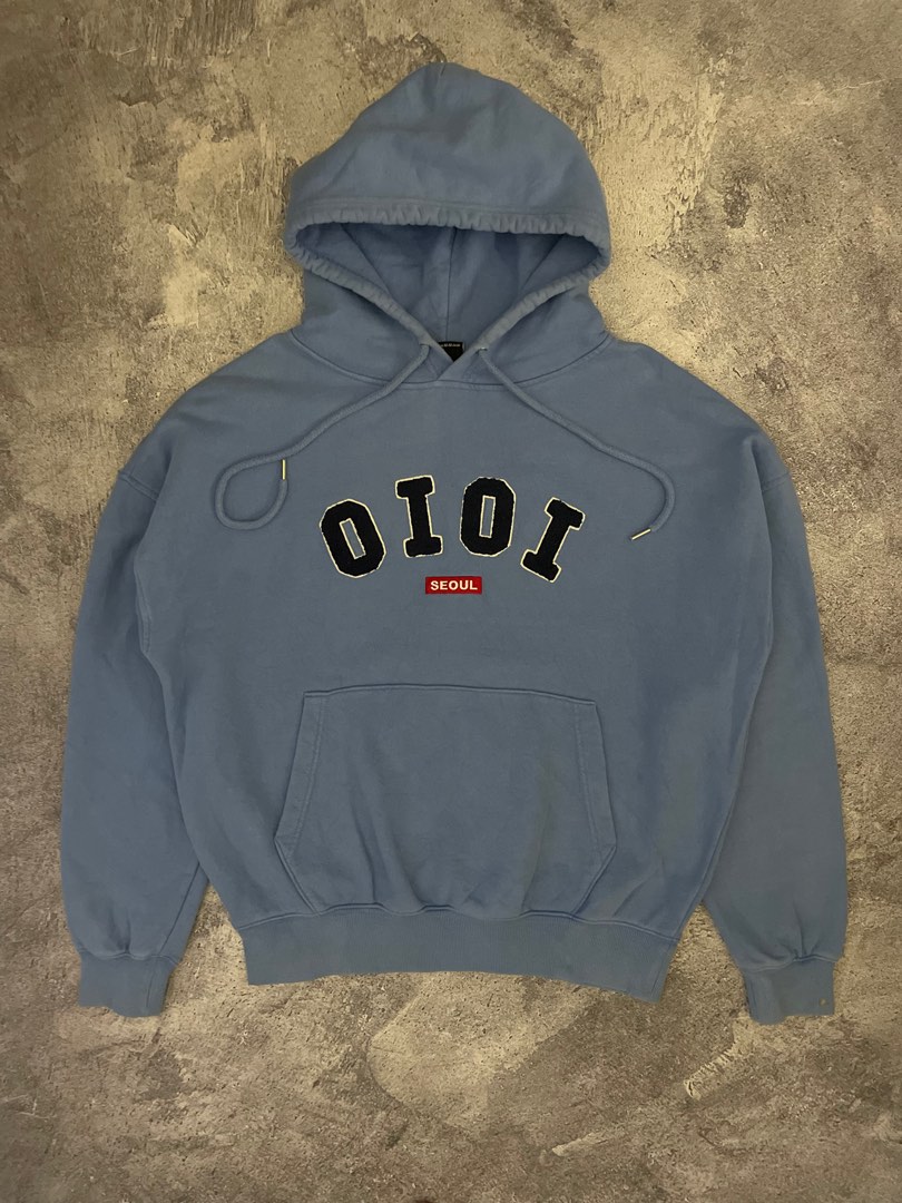 hoodie oioi, Fesyen Pria, Pakaian , Atasan di Carousell