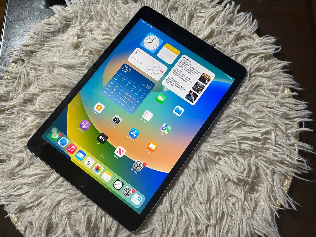 Ipad 8th gen 128gb LTE with sim, Mobile Phones & Gadgets, Tablets, iPad ...