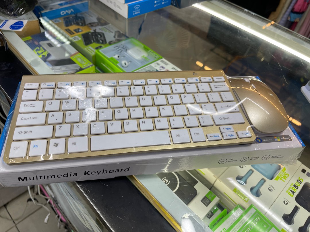 keyboard wireless dangle, Computers & Tech, Parts & Accessories ...