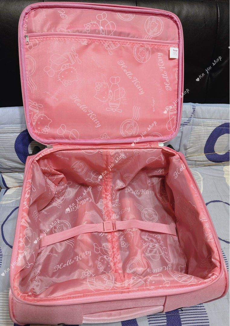 kt 行李箱 限量版 hello kitty 輕便登機箱 書包 收納箱 俏皮蝴蝶結拉鍊 拉風登機GO 收藏, 書籍、休閒與玩具, 旅遊相關用品, 行李箱在旋轉拍賣