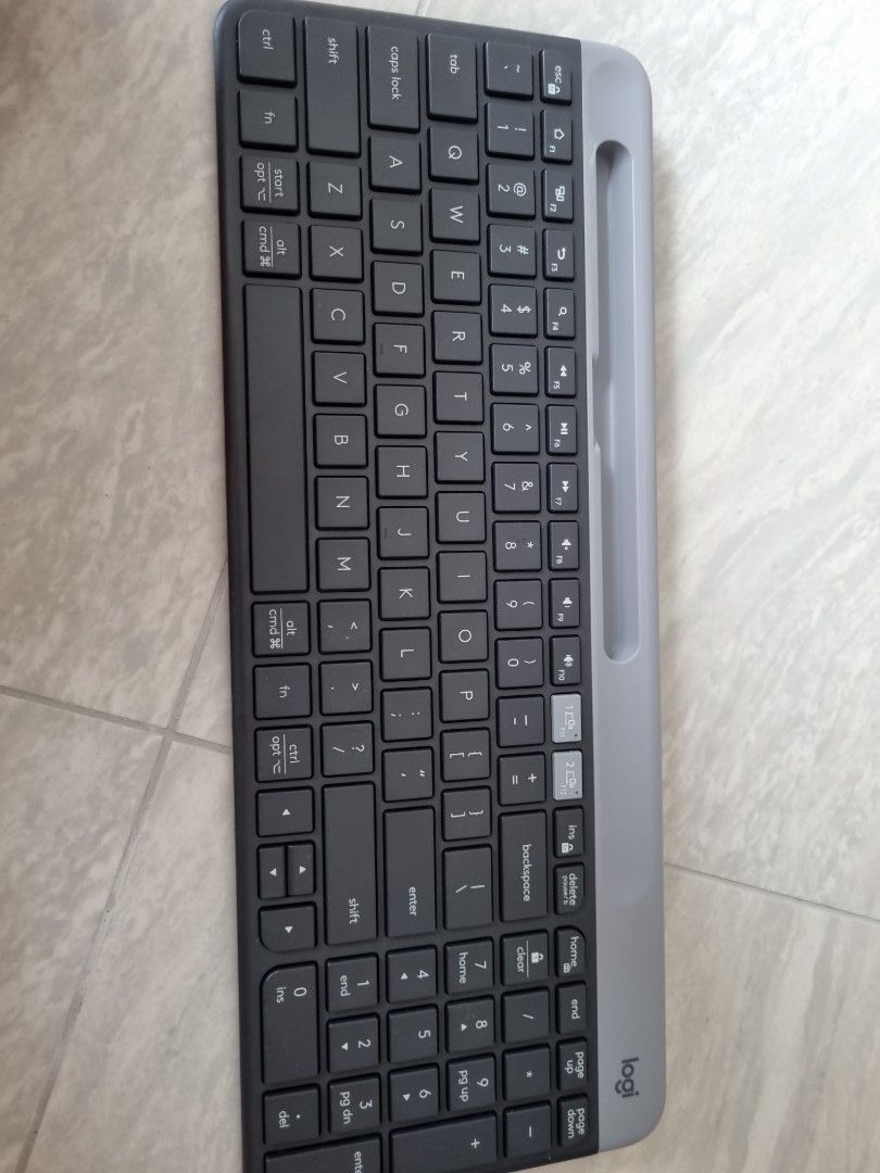 Logi Keyboard Bluetooth, Computers & Tech, Parts & Accessories ...