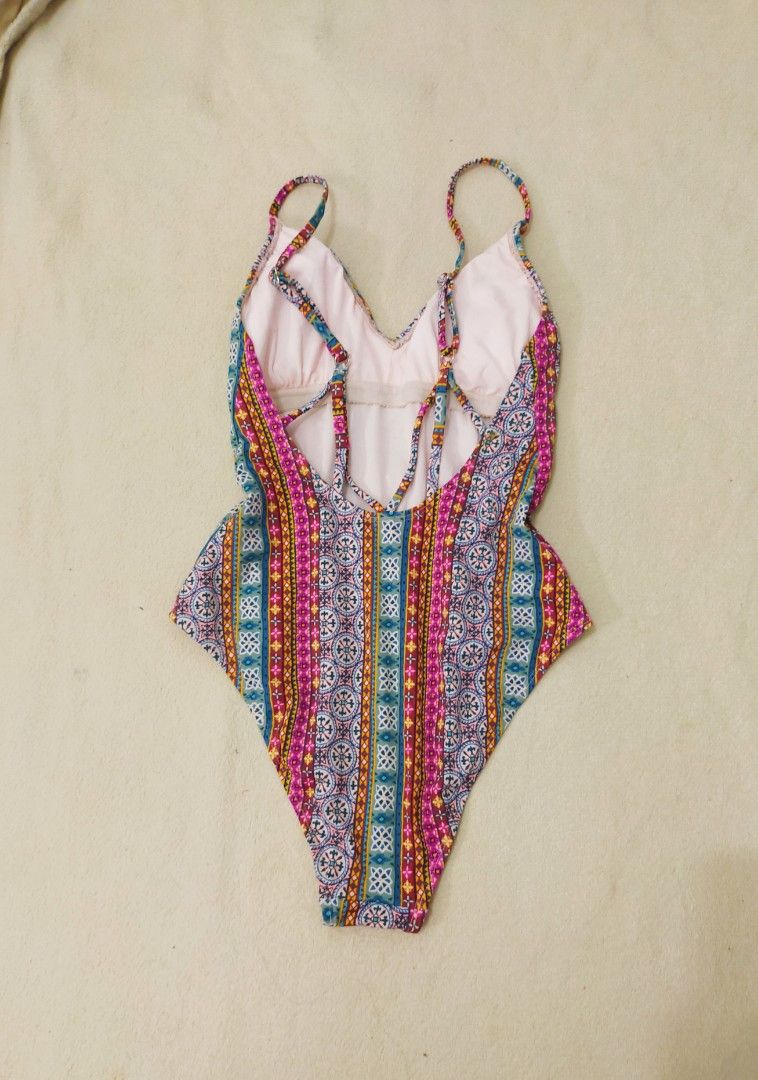 (M) XHILARATION AZTEC ONE PIECE SWIMSUIT, Women's Fashion, Swimwear ...