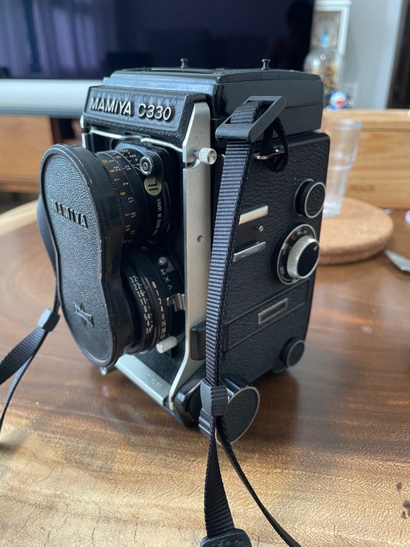 Mamiya c330 with 105mm f3.5lens, Photography, Cameras on Carousell