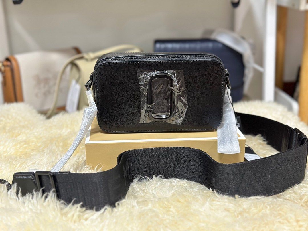 Mj Snapshot Camera bag, Luxury, Bags & Wallets on Carousell