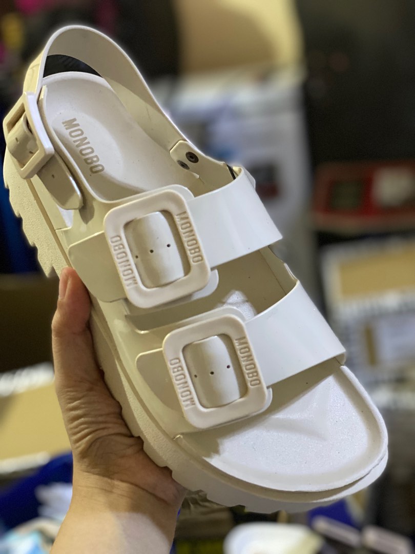 Monobo Onhand Pinas, Women's Fashion, Footwear, Flats & Sandals on ...