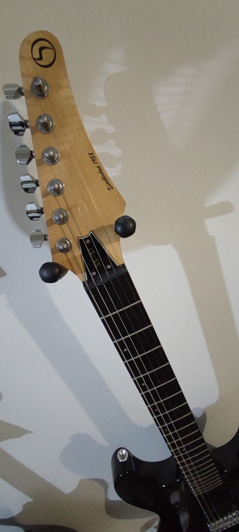 NEW Samick SS51 Electric Guitar, Hobbies & Toys, Music & Media, Musical ...