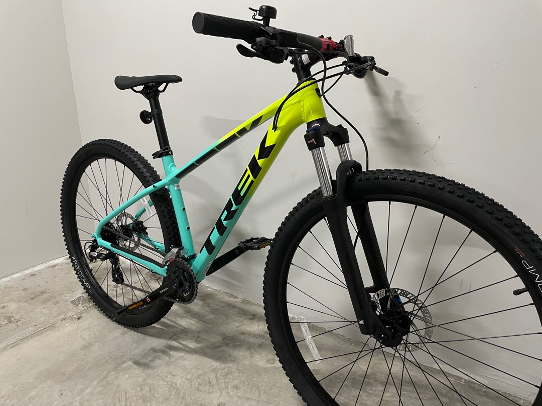 NEW Trek Marlin 5 29er 29 inch Volt to Miami Green Fade rare colour ...