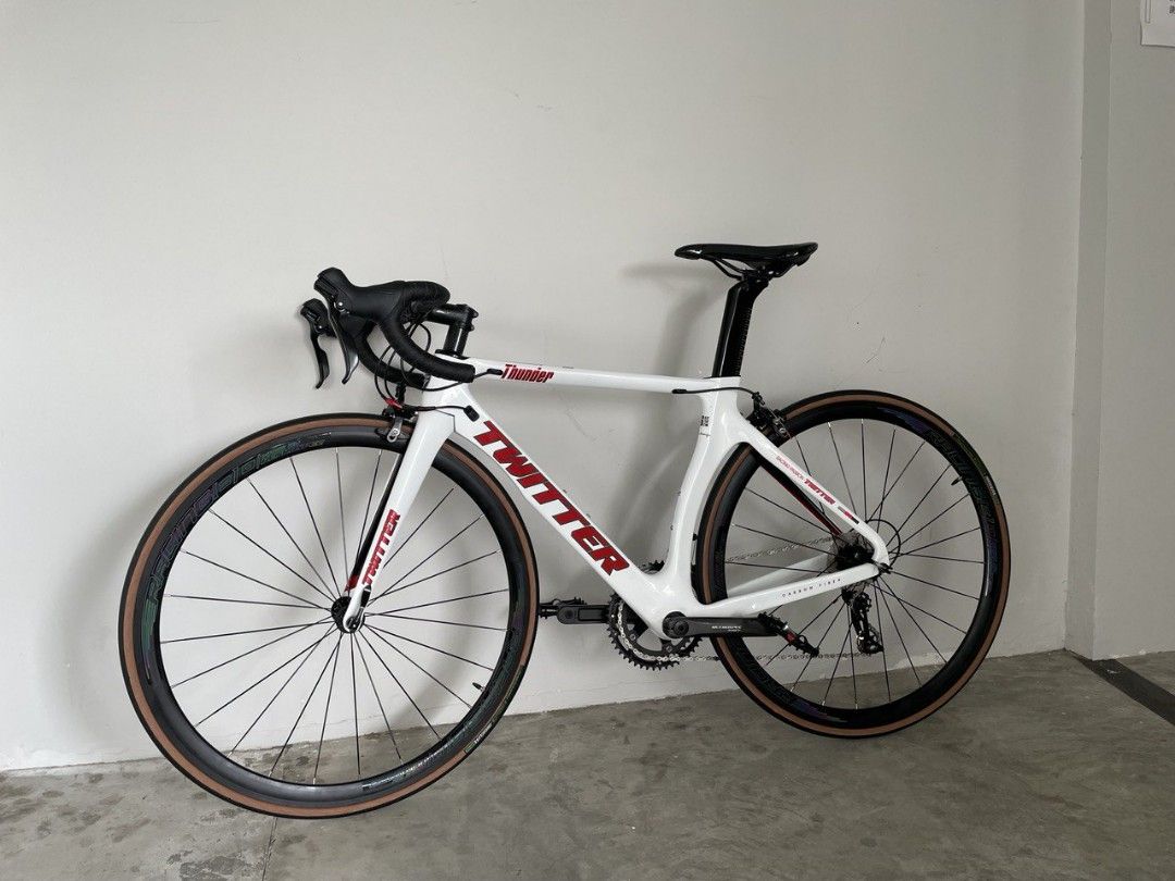 NEW Twitter Thunder 22 Speed Carbon fibre Road Bike 8.9kg lightweight ...