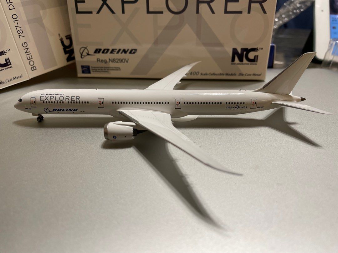 Ng model 1:400 Boeing Eco Demonstrator Explorer B787-10 N8290V, 興趣及遊戲 ...