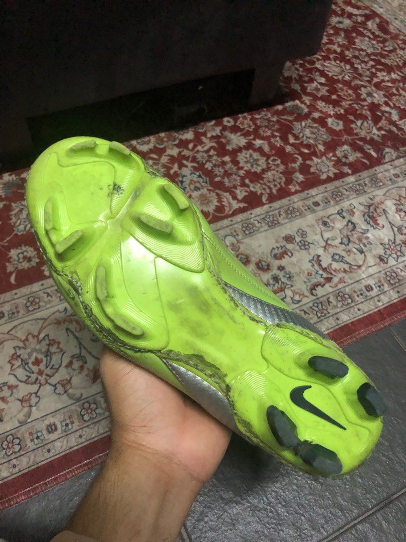 Nike Mercurial, Sports Equipment, Sports & Games, Racket & Ball Sports on Carousell