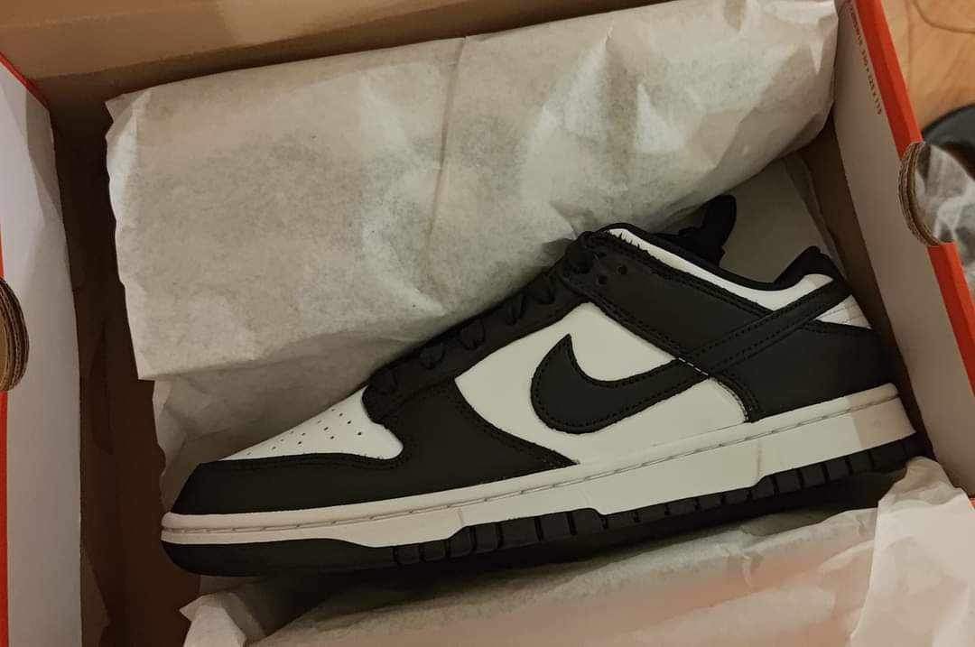 Nike Panda Dunks, Men's Fashion, Footwear, Sneakers on Carousell